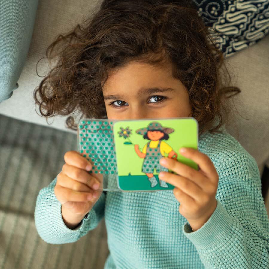 Smart Games Dress Code Matching Game 穿搭密碼配對遊戲 – MY SCHOOL BUS